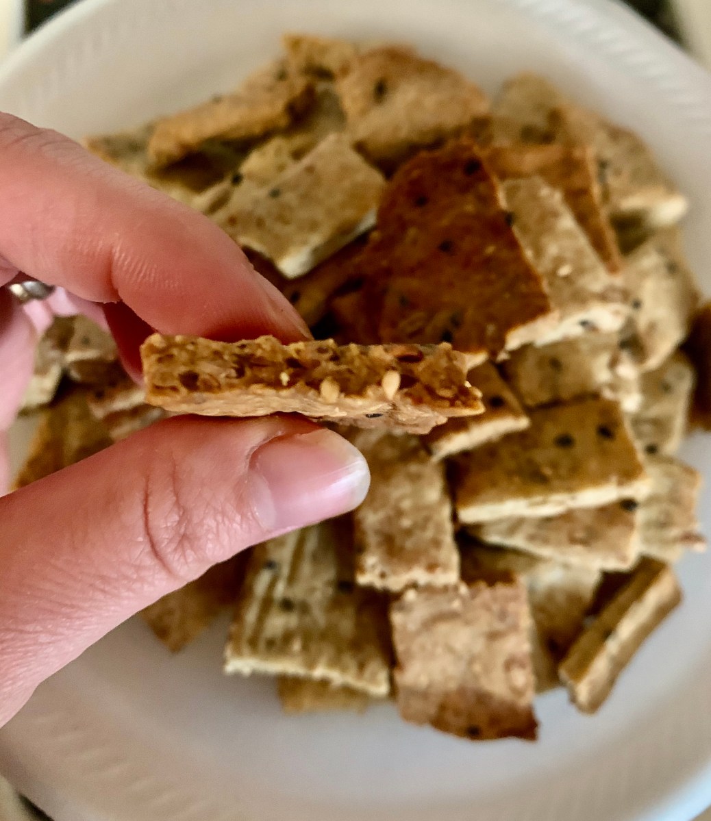 Zeit & Zaatar crackers – my traveling kitchen